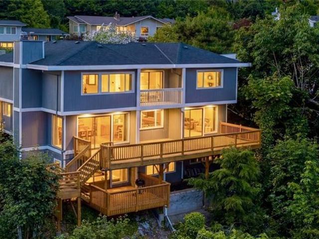 110 174th Pl NE, Bellevue, WA 98008