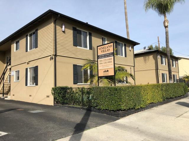 110 2 Bedroom Apartment for Rent at 6243 Vineland Ave, Los Angeles, CA 91606 Mid Town North Hollywood