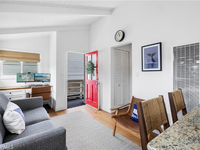 110.5 Pearl Avenue