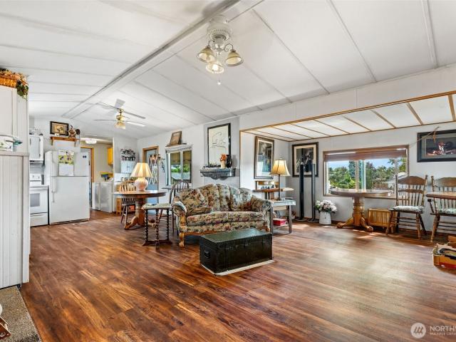 110 5th Avenue SE