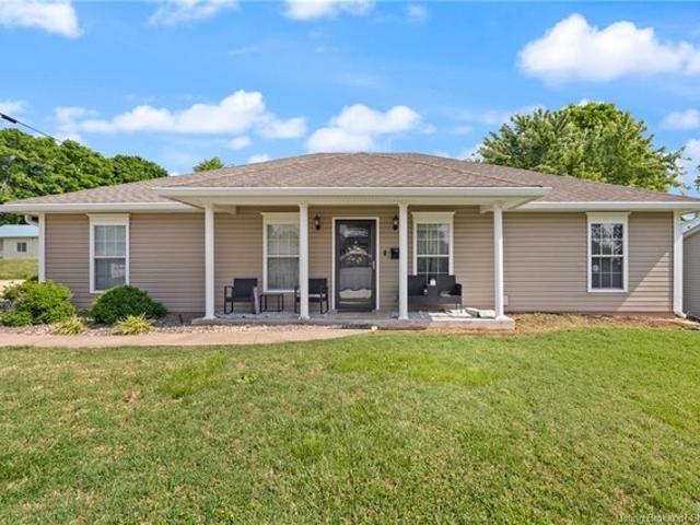 110 Carl St, Corydon, IN 47112