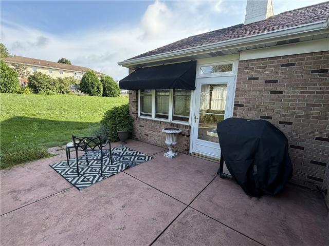 110 Chapel View Dr