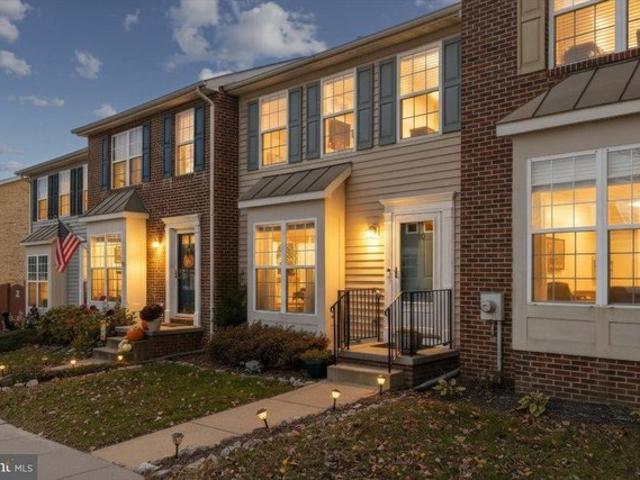 110 Chatham Sq, Winchester, VA 22601