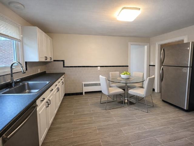 110 Craftsland Rd, Unit 110, Newton, MA 02467 | MLS #73482 | Compass