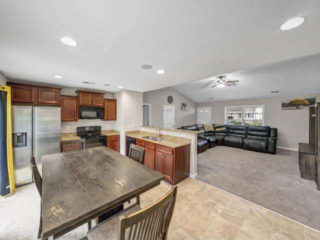 110 Cranbrook Court