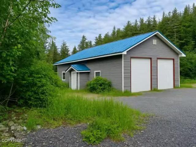 110 CREST CIR, CORDOVA, AK 99574
