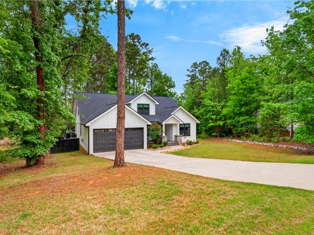 110 Crepe Myrtle Lane