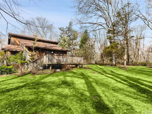 110 Cross Pond Road