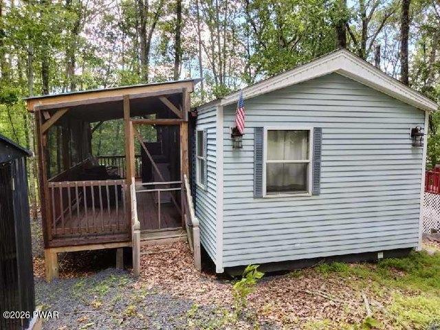 110 Antler Ln, Select One, PA 18337