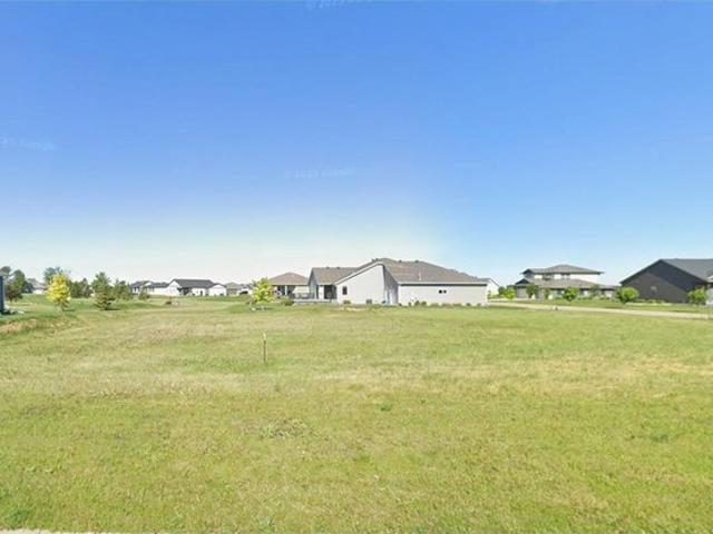 110 Annies Way, Mapleton, ND 58059