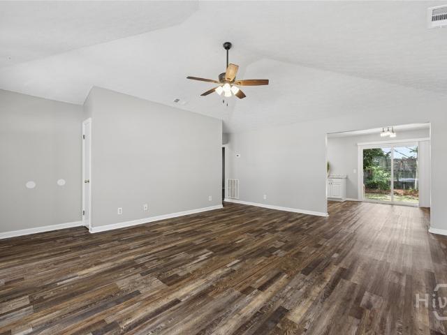 110 Bobstay Court