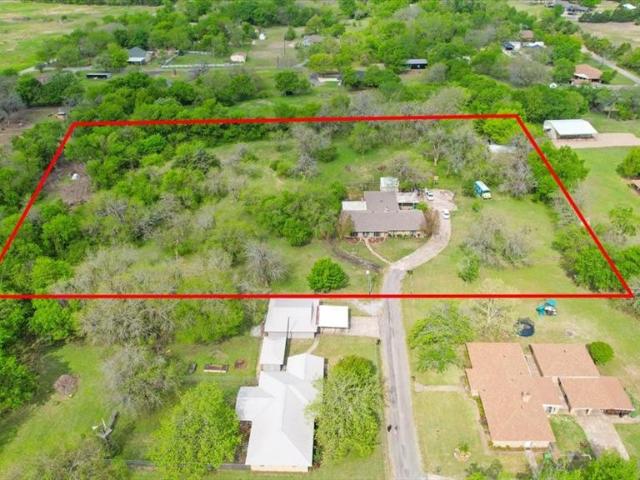 110 Bois D Arc St, Tom Bean, TX 75491 | MLS #21157