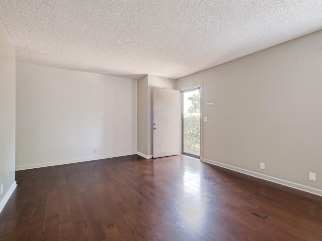 110 Bellevue Rd # 11
