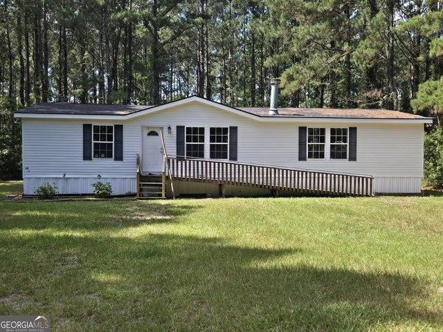 110 Bird Rd, Springfield, GA 31329