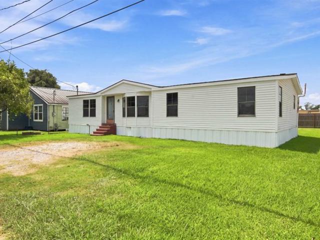 110 Blue Ln, Thibodaux, LA 70301