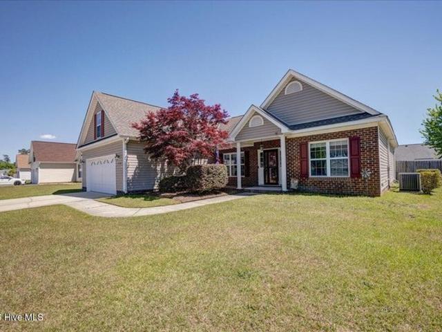 110 Blackheath Dr, New Bern, NC 28560