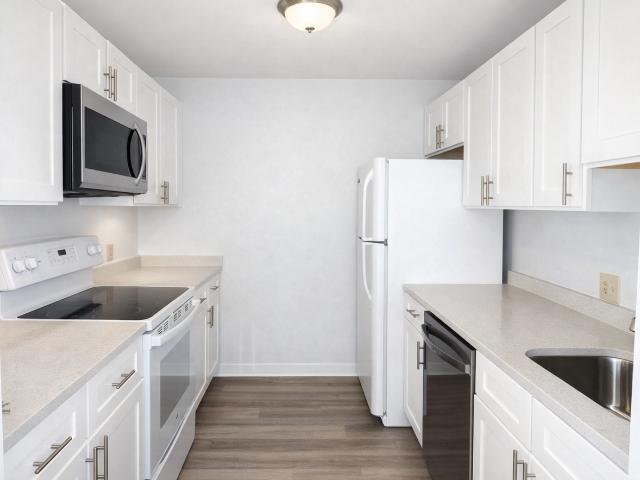 110 Briggs Hill 2 Bedroom Apartment for Rent at 110 Briggs St, Taunton, MA 02780