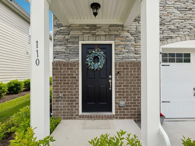110 Brighton Ln
