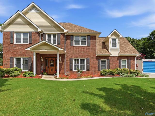 110 Golden Oak Drive