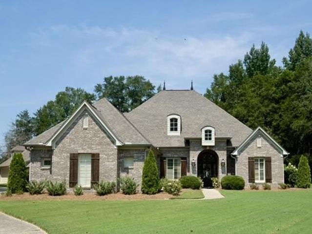 110 Golden Leaf Cv, Tupelo, MS 38801