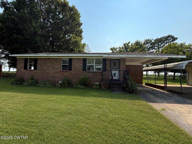 110 Glover St, Atwood, TN 38220