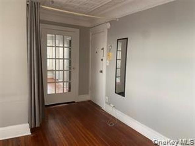 110 Grand Boulevard 6