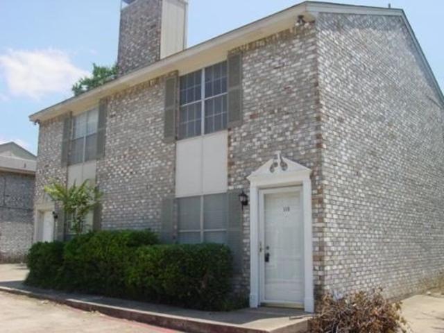 110 Graystone Pl, Duncanville, TX 75137