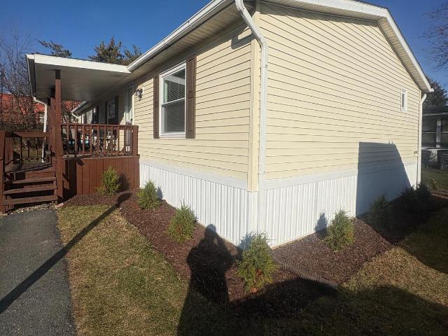 110 Greenbriar Dr N, Bath, PA 18014 | MLS #PANH2009