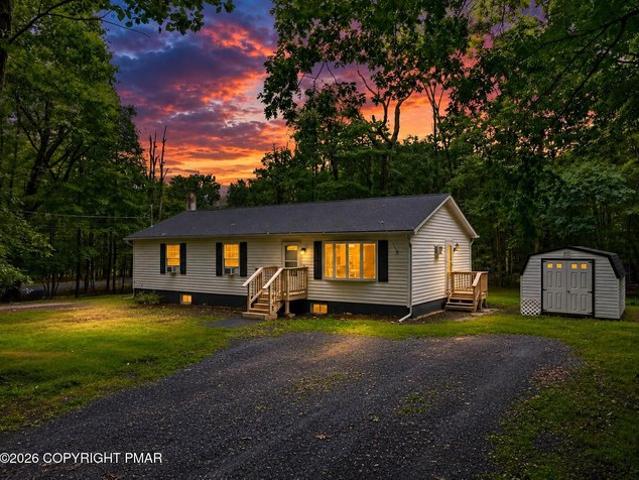110 Gumwood Ln, Kunkletown, PA 18058