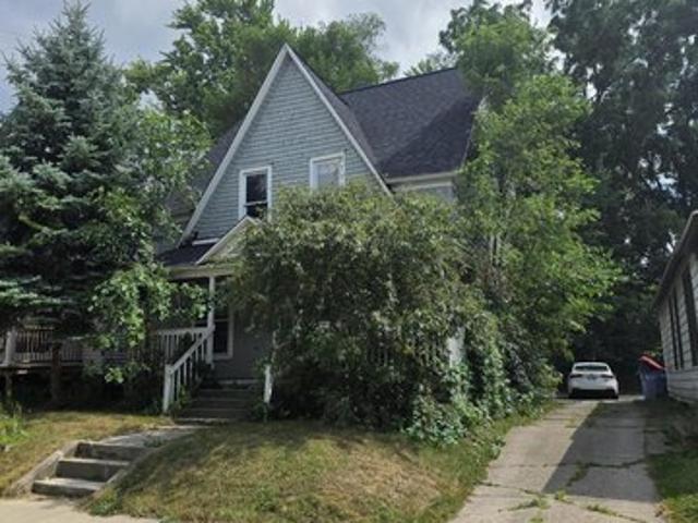 110 Dale St NE, Grand Rapids, MI 49505