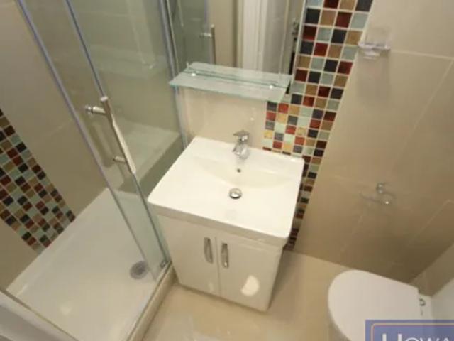 110 De Havilland Road, London, HA8 5QB, United Kingdom | 1 bed apartment for rent #154574911 | Rentberry