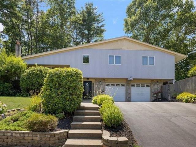 110 Dean St, Smithfield, RI 02917