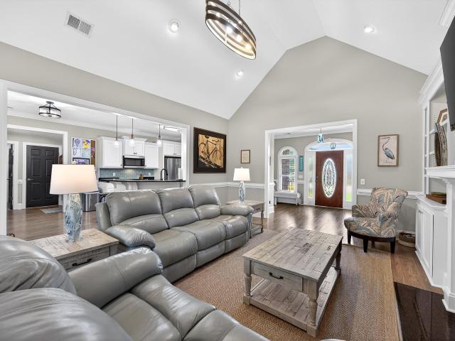 110 Deer Ridge Trail