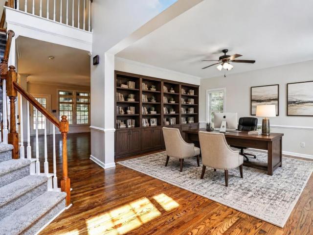 110 Drakewood Place