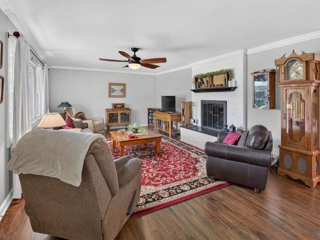110 Dunwoody Lane