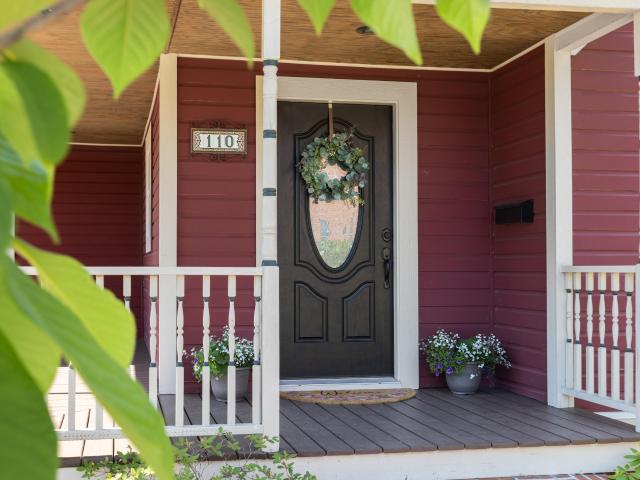 110 E Trinity Avenue