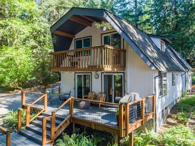 110 E Way to Tipperary St, Shelton, WA 98584