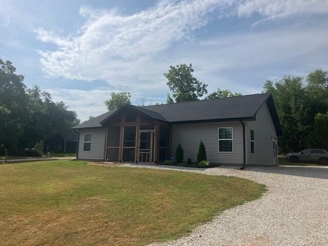 110 E Cherry St, Granby, MO 64844