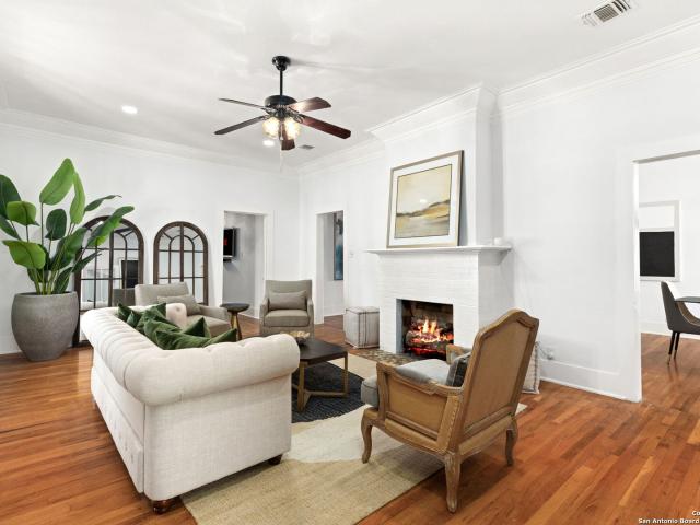 110 E Craig Pl, Unit 2, San Antonio, TX 78212 | MLS #1891