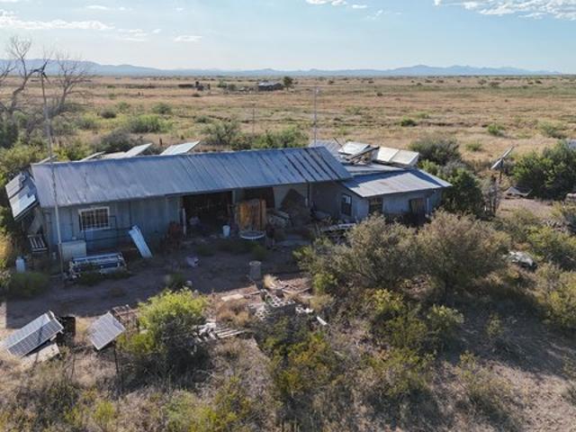 110 E Erie Dr, Douglas, AZ 85607