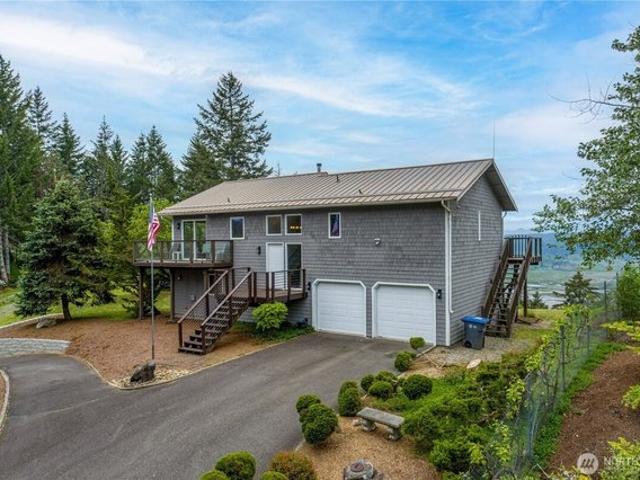 110 E Havenridge Dr, Union, WA 98592