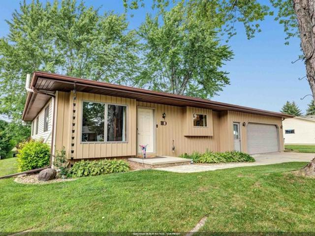 110 E Morningside Dr, Kaukauna, WI 54130