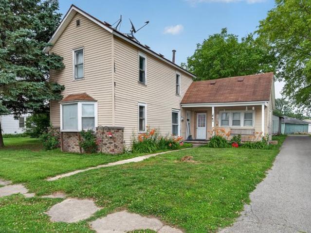 110 E North St, Royal Center, IN 46978