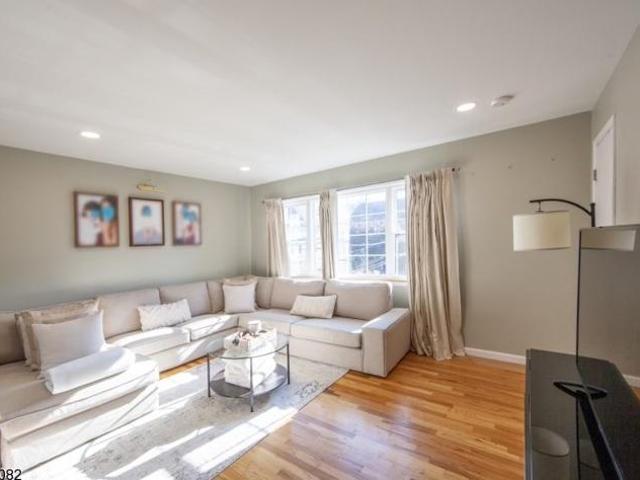 110 E Passaic Ave #2, Bloomfield, NJ 07003