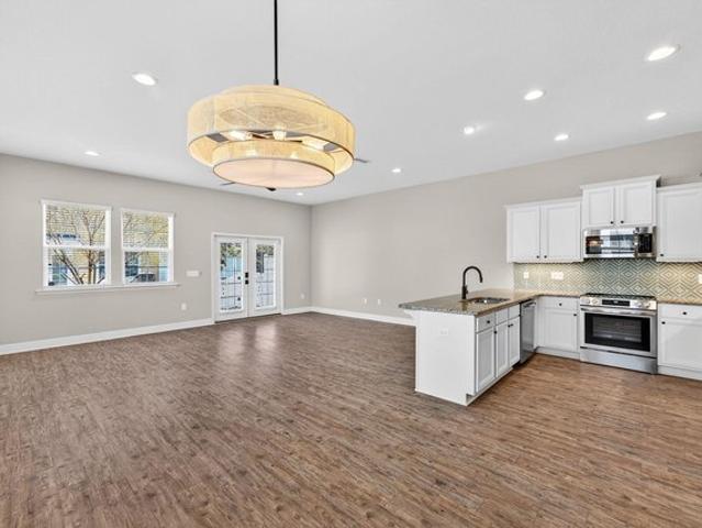 110 Enchantment Falls Ln, Panama City Beach, FL 32407
