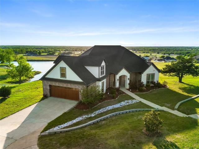 110 Eagles Roost Cir, Ennis, TX 75119 | MLS #21225 | Compass