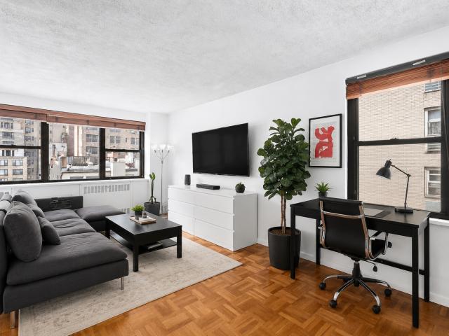110 East 36th Street, New York, NY