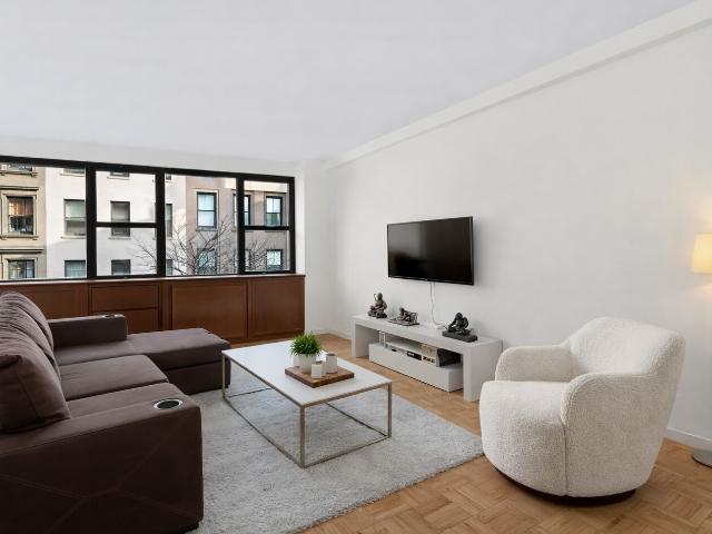 110 East 36th Street, New York, NY