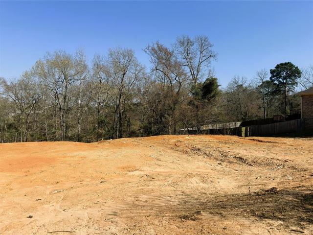 110 Elmwood Ct