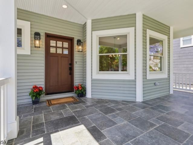 110 Elmwood Rd